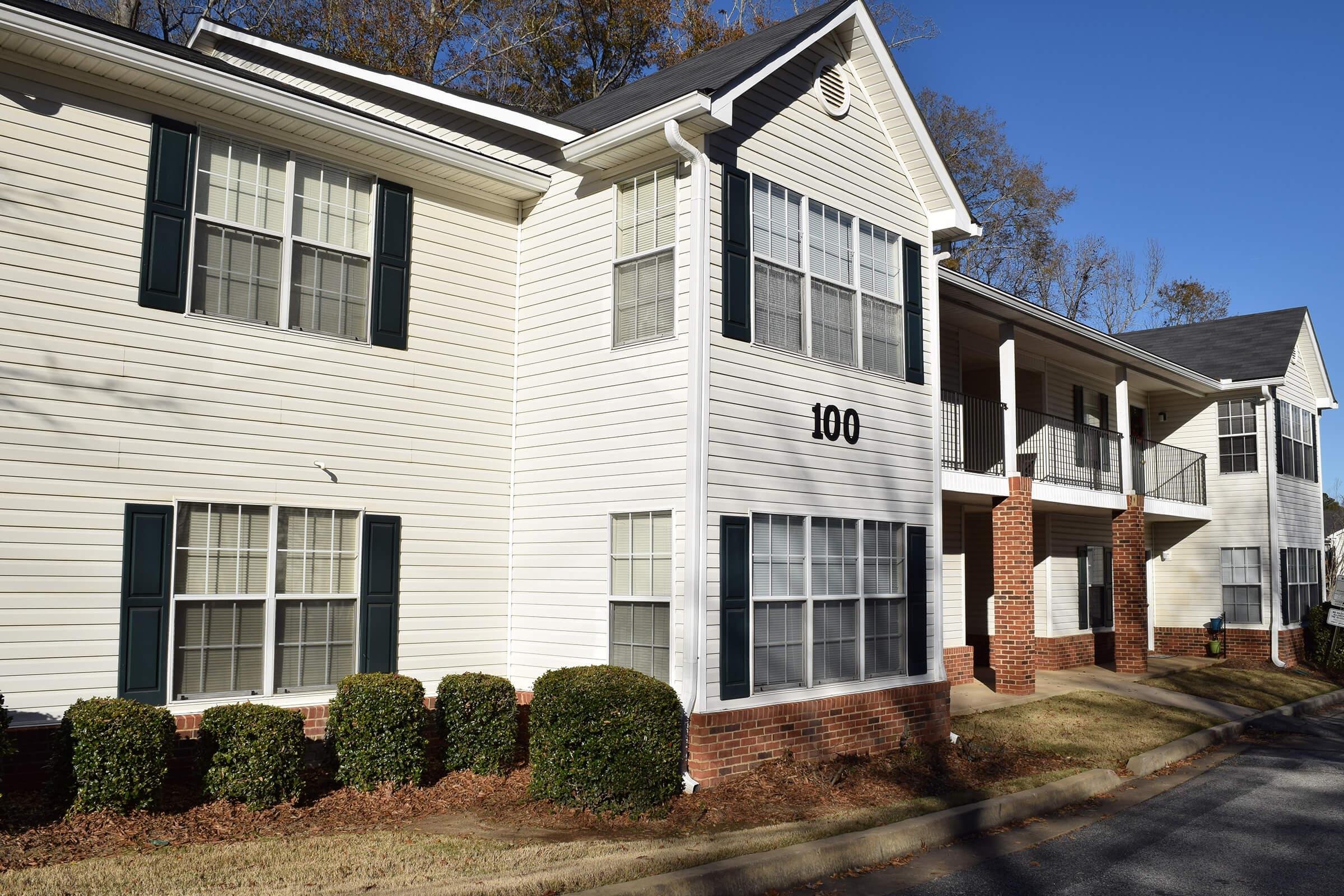 Retreat at Southpointe - Apartment Living in Fayetteville, GA