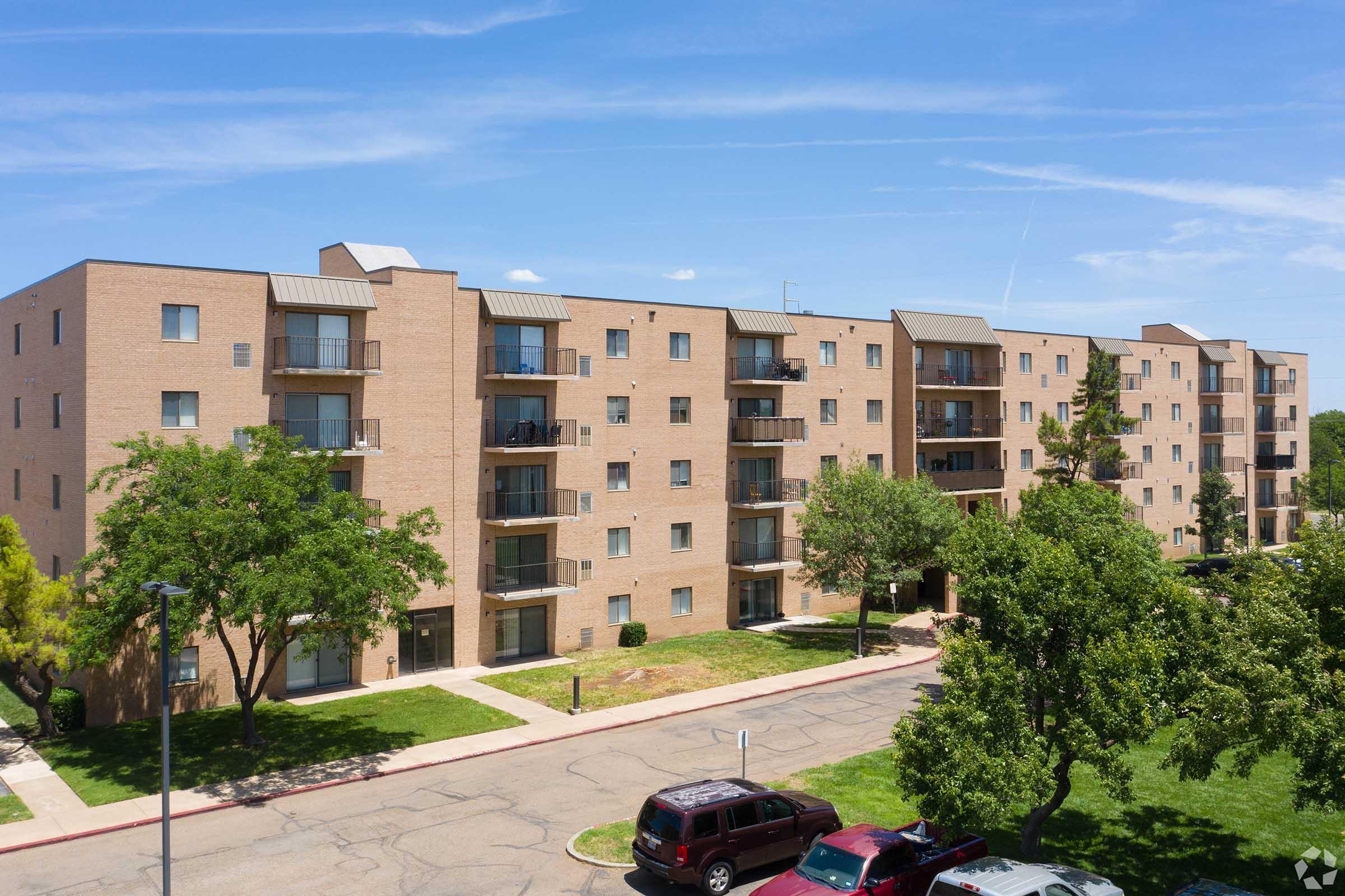 Home - Summit Park Apartments - Amarillo, TX