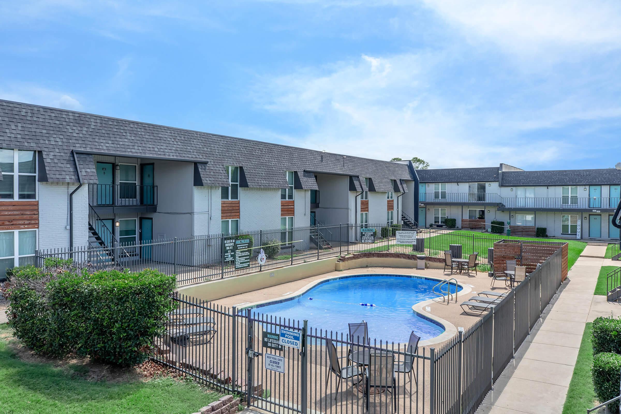 Community Tour - Fleetwood Apartments - North Richland Hills, TX