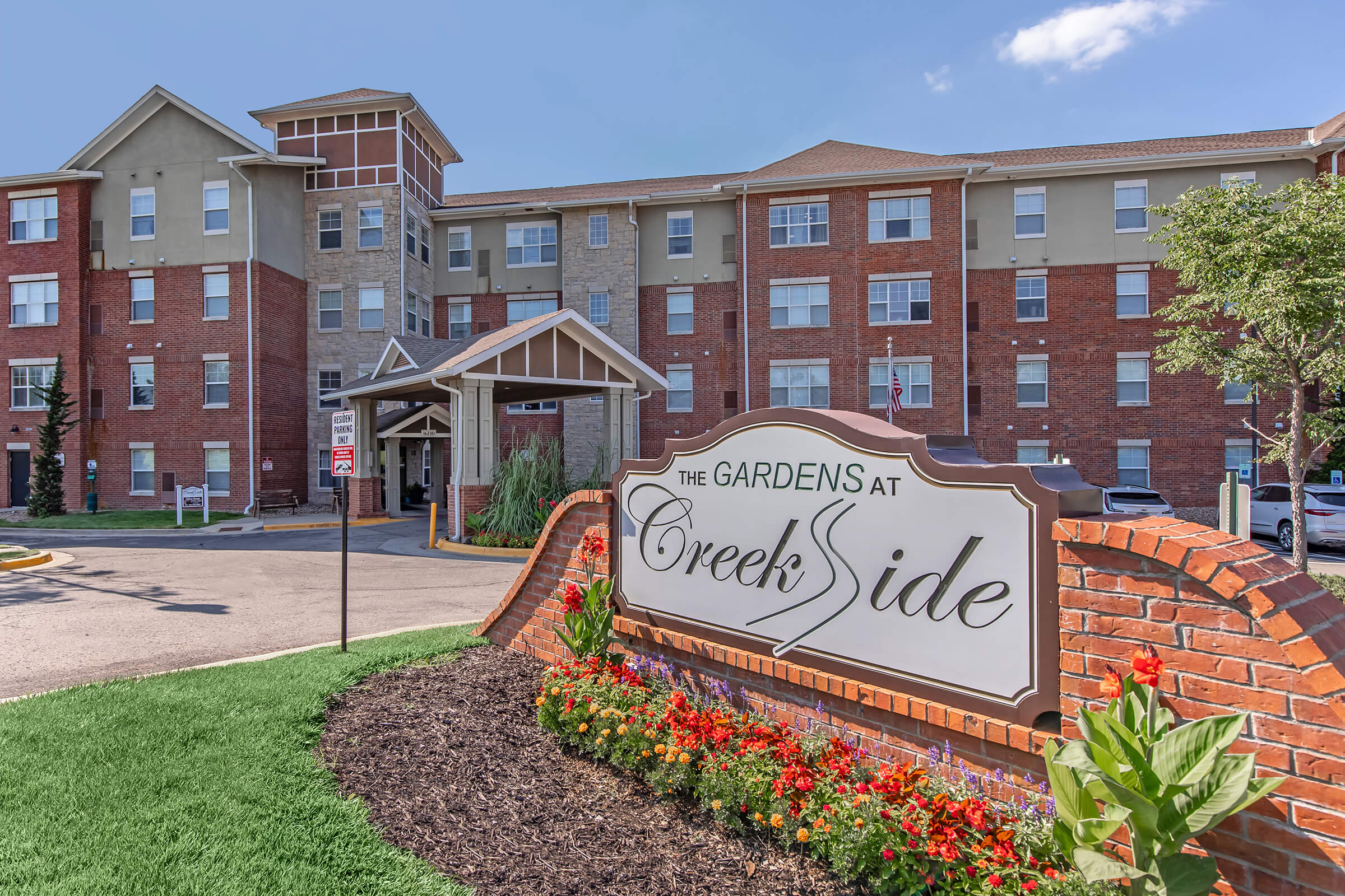 The Gardens at Creekside - Ebrochure