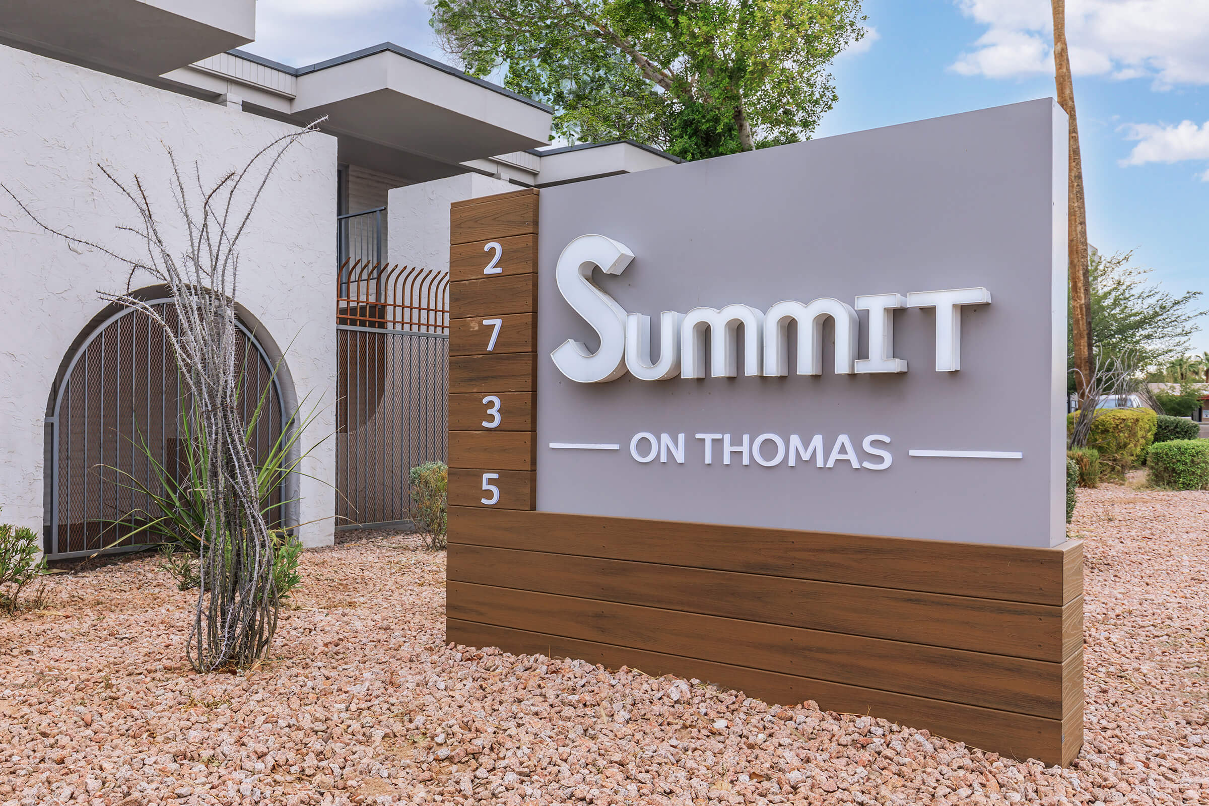 Community Tour - Summit on Thomas - Phoenix, AZ