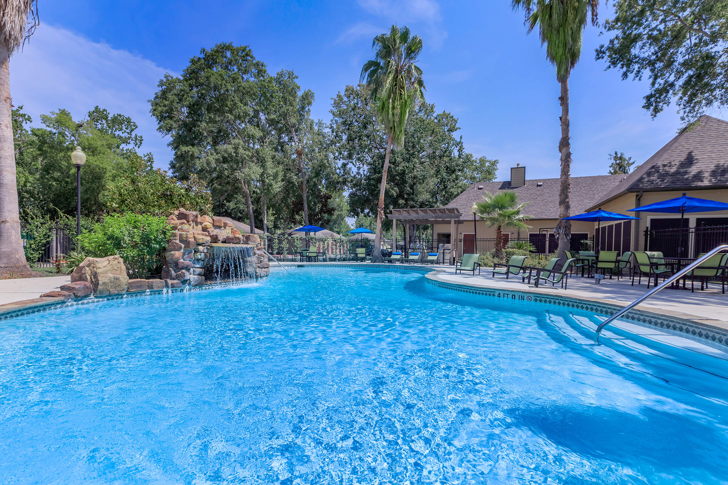 Regatta Bay Apartments - Apartments in Seabrook, TX