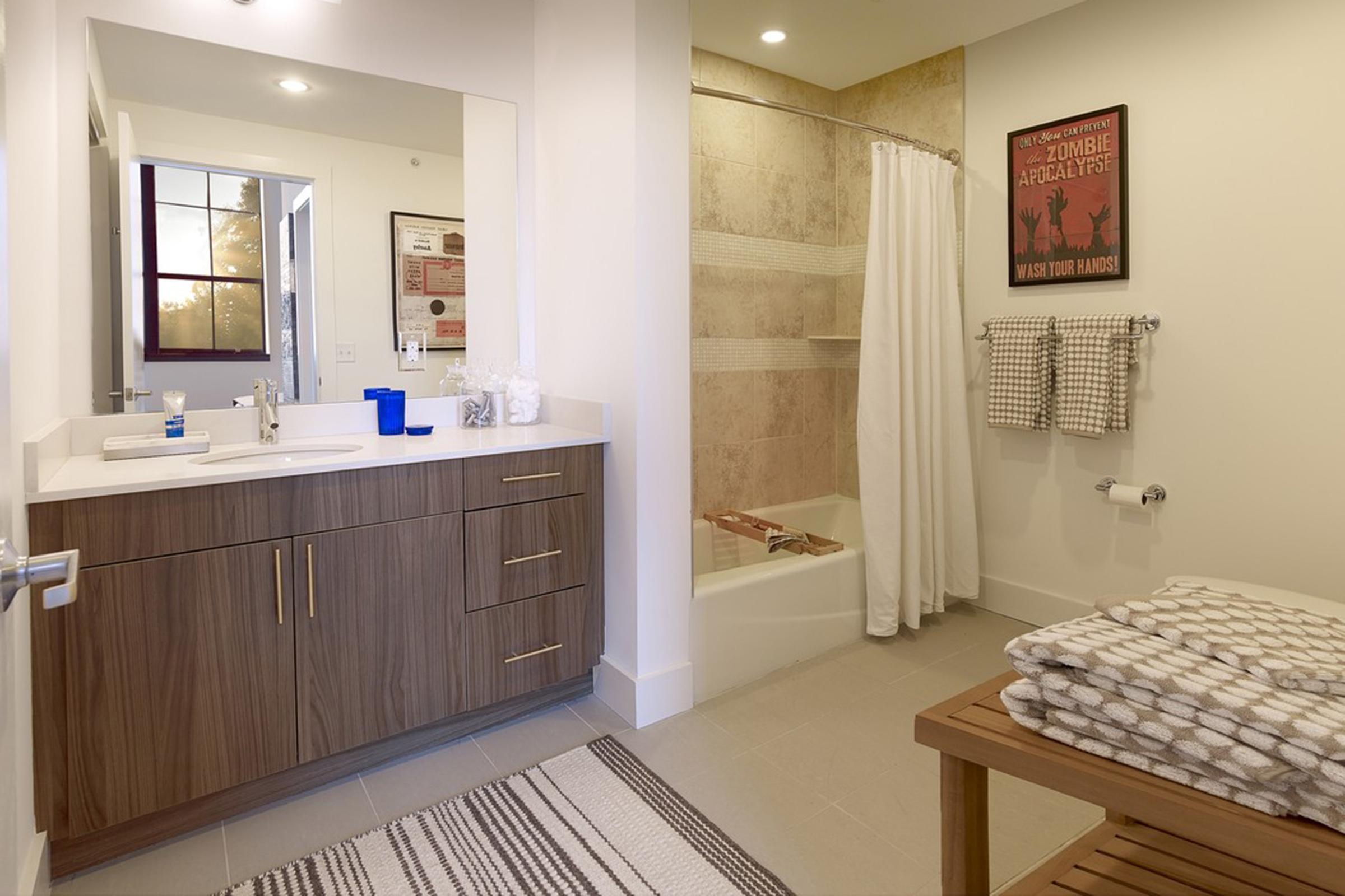 Images of Apartments for Rent Bloomfield | Parkway Lofts