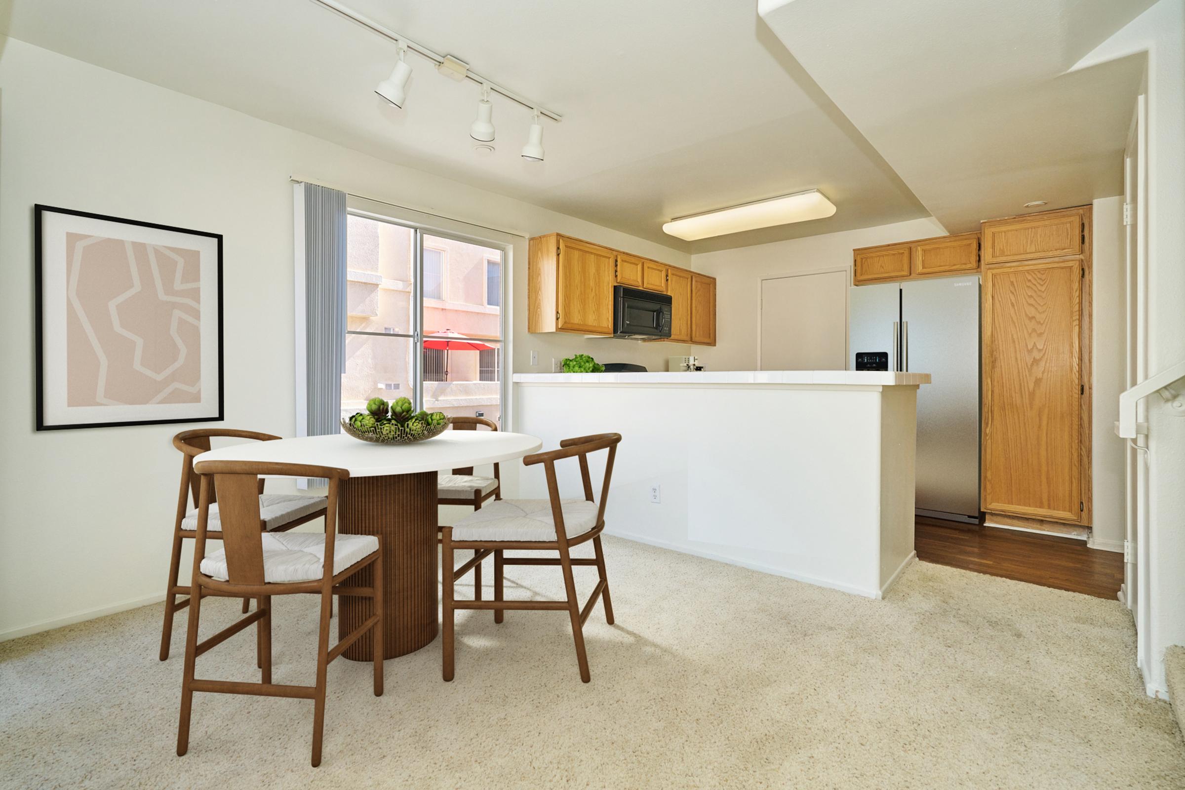 River Ranch Townhomes & Apartments - Photo Gallery