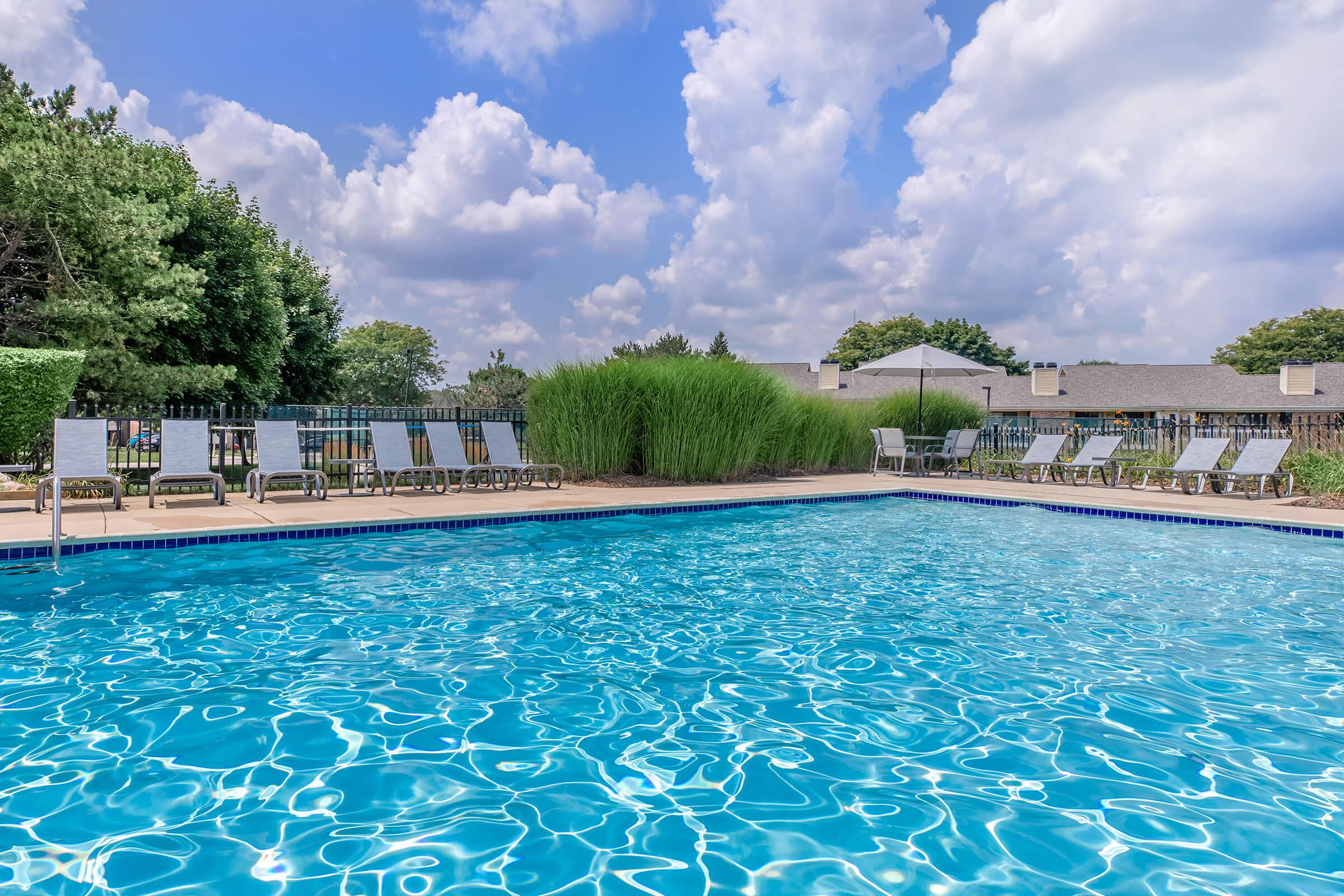 Home - Spring Valley Apartments - Farmington Hills, MI
